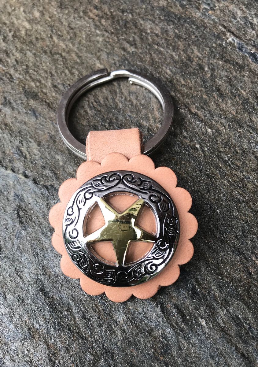 LEATHER CONCHO WESTERN KEYCHAIN - light tan – JJ's Crosses